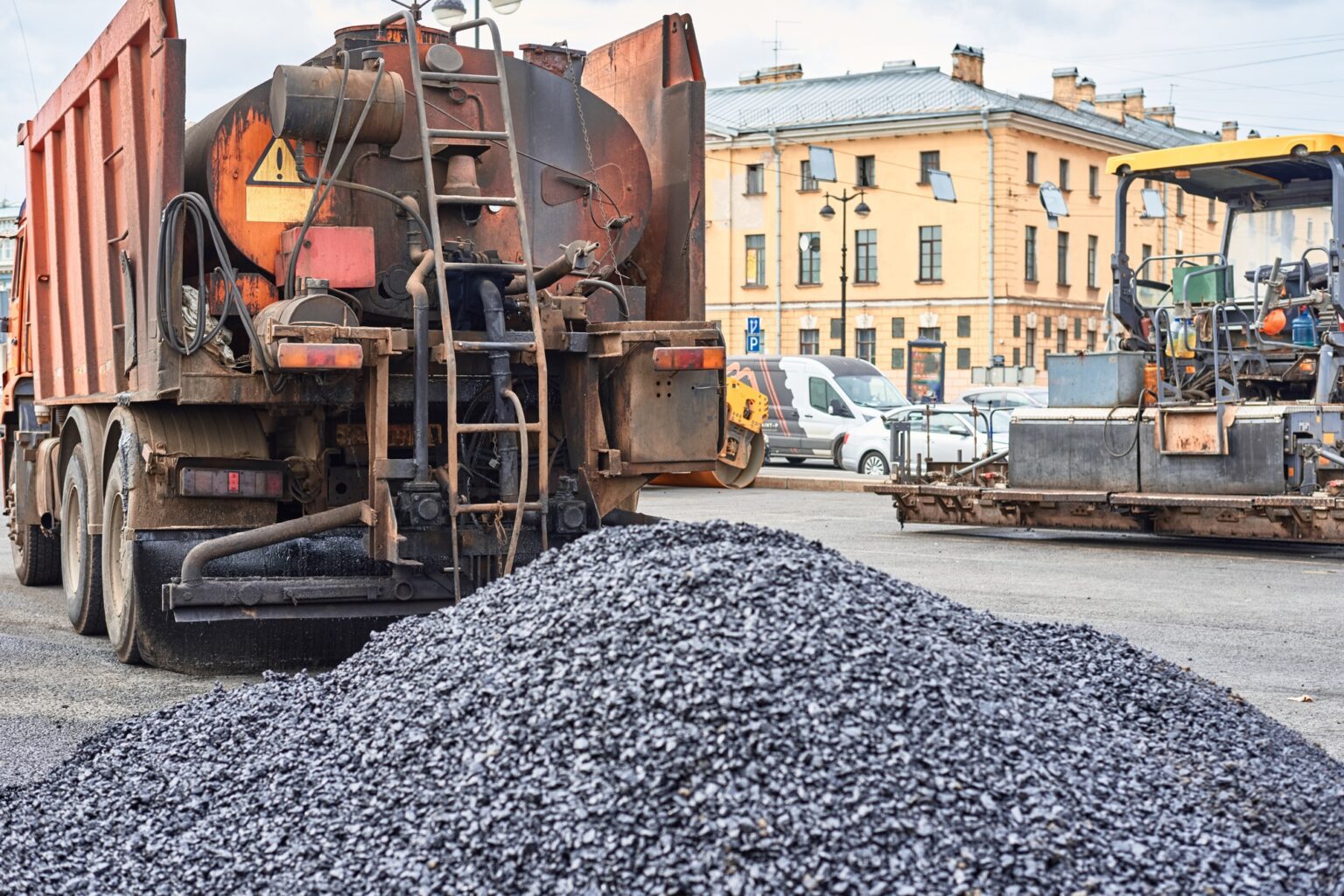 Bitumen fajták: Építőipar és útépítés